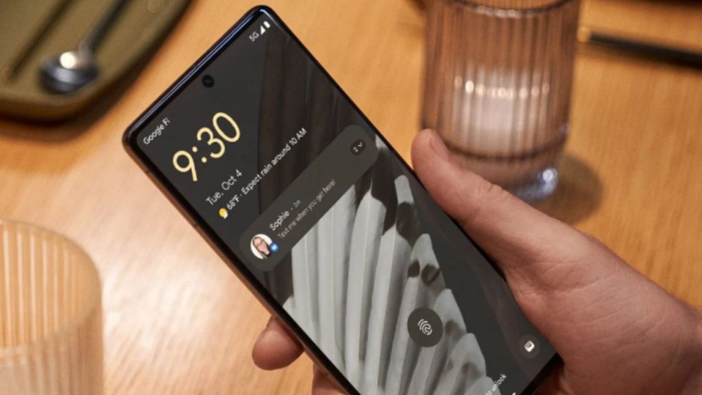 Early hands-on reviews suggest major Pixel 7 Pro display problem ...