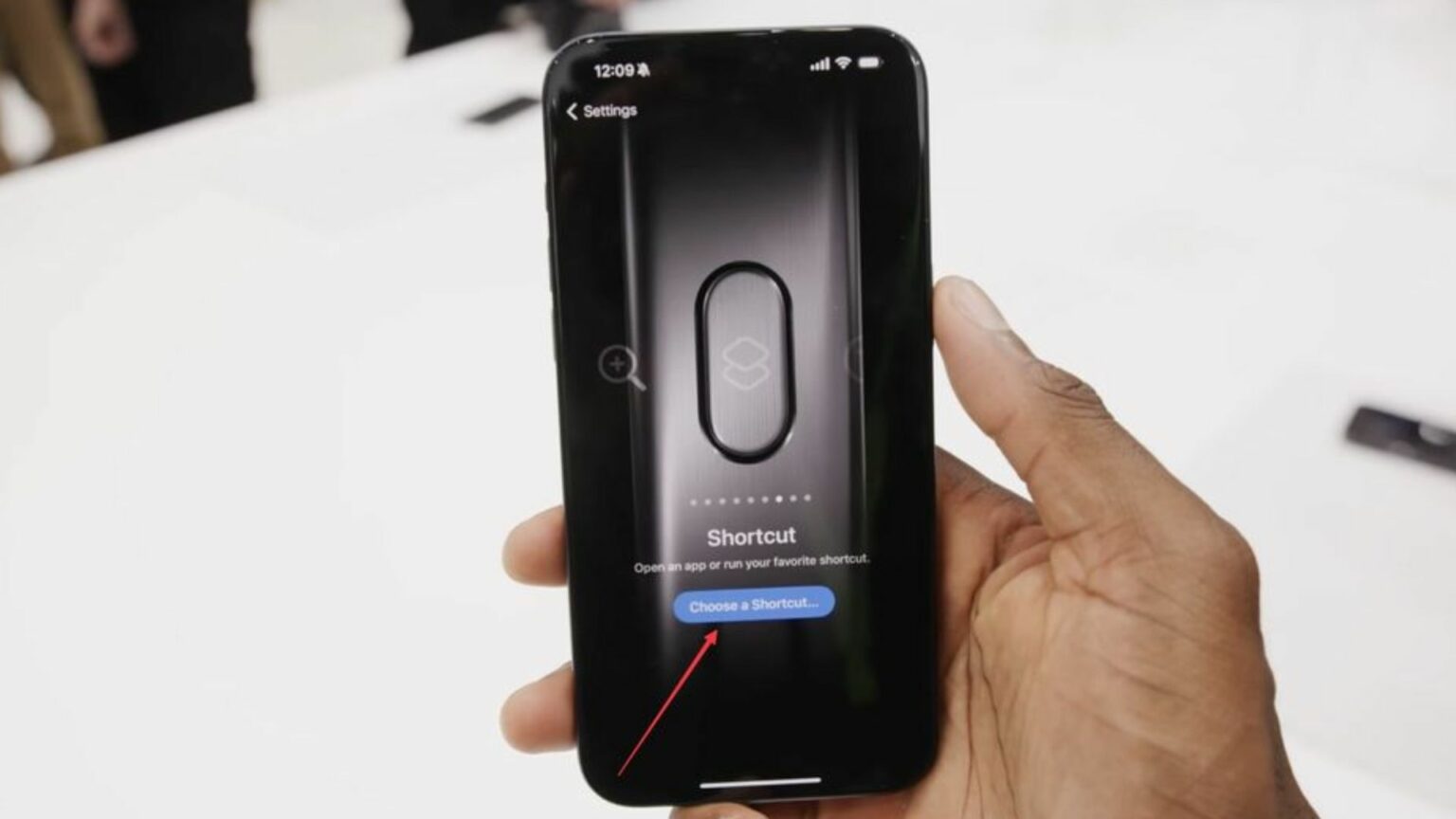 How to Customize the Action Button on Your iPhone 15 Pro Series ...